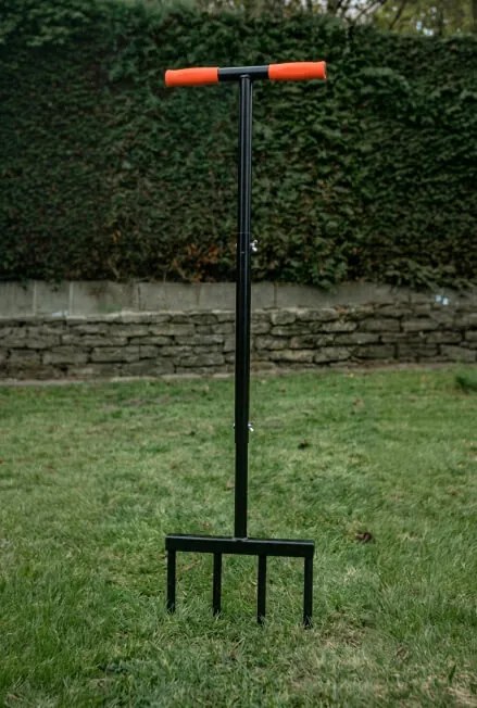IQ Garden Aerifikační vidle se 4 dutými hroty 326680