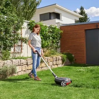 AL-KO 22.4 Li Comfort 18V - akumulátorová ruční sekačka (bez akumulátoru a nabíječky)