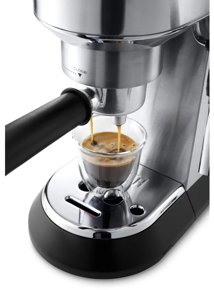 Delonghi EC 685.M Pákové espresso, stříbrná