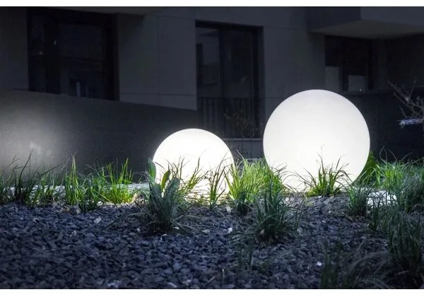 Venkovní dekorační svítidlo GARDEN BALL 1xE27/40W/230V IP65 pr. 25 cm