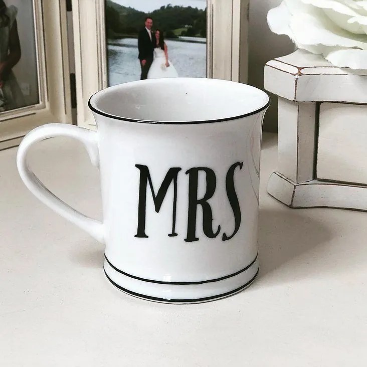 sass & belle Porcelánový hrnek Mr & Mrs 350 ml Varianta Mrs, černá barva, bílá barva, porcelán