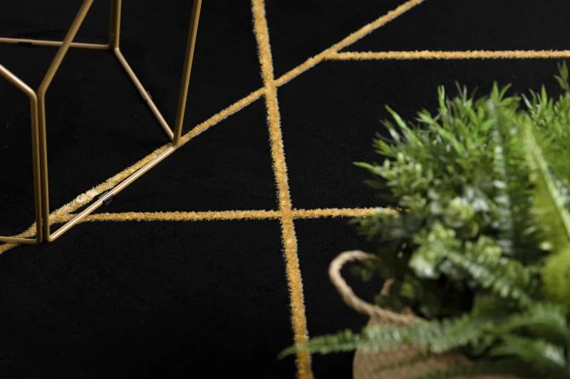 Dywany Łuszczów, Kusový koberec Emerald geometric 1012 black and gold, 140x190, černá, chodba / předsíň