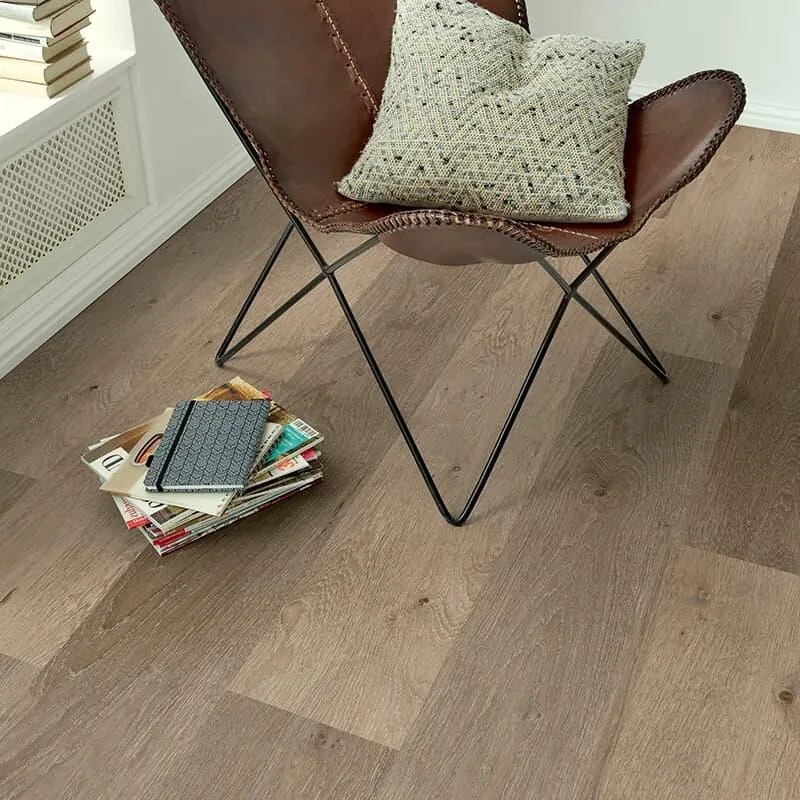 Vinylová podlaha Expona Domestic 5879 Vibrant Oak