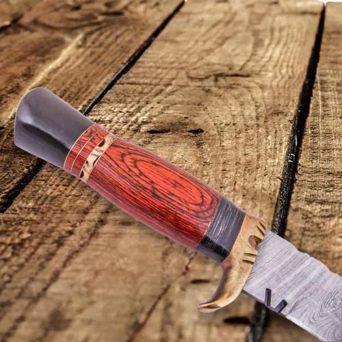 KnifeBoss damaškový nůž Kukri Pakka wood