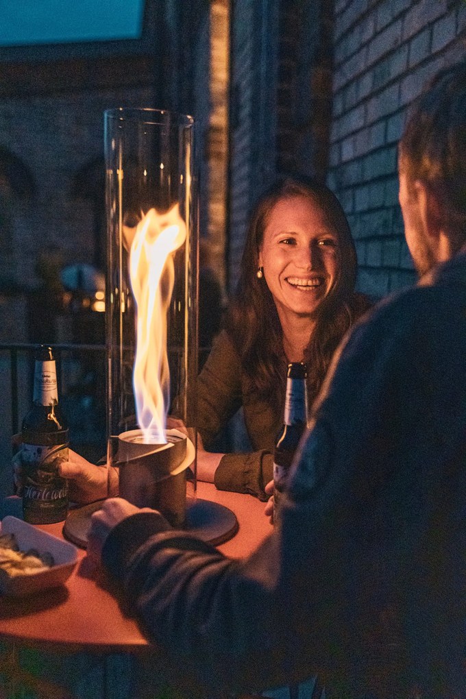 Lucerna na svíčky Spin s podstavcem velké černá