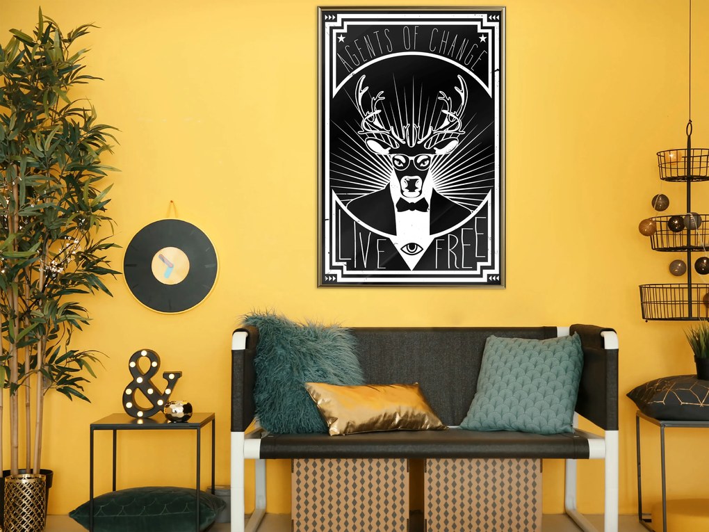 Artgeist Secret Agent Velikosti (šířkaxvýška): 20x30, Finální vzhled: Zlatý rám