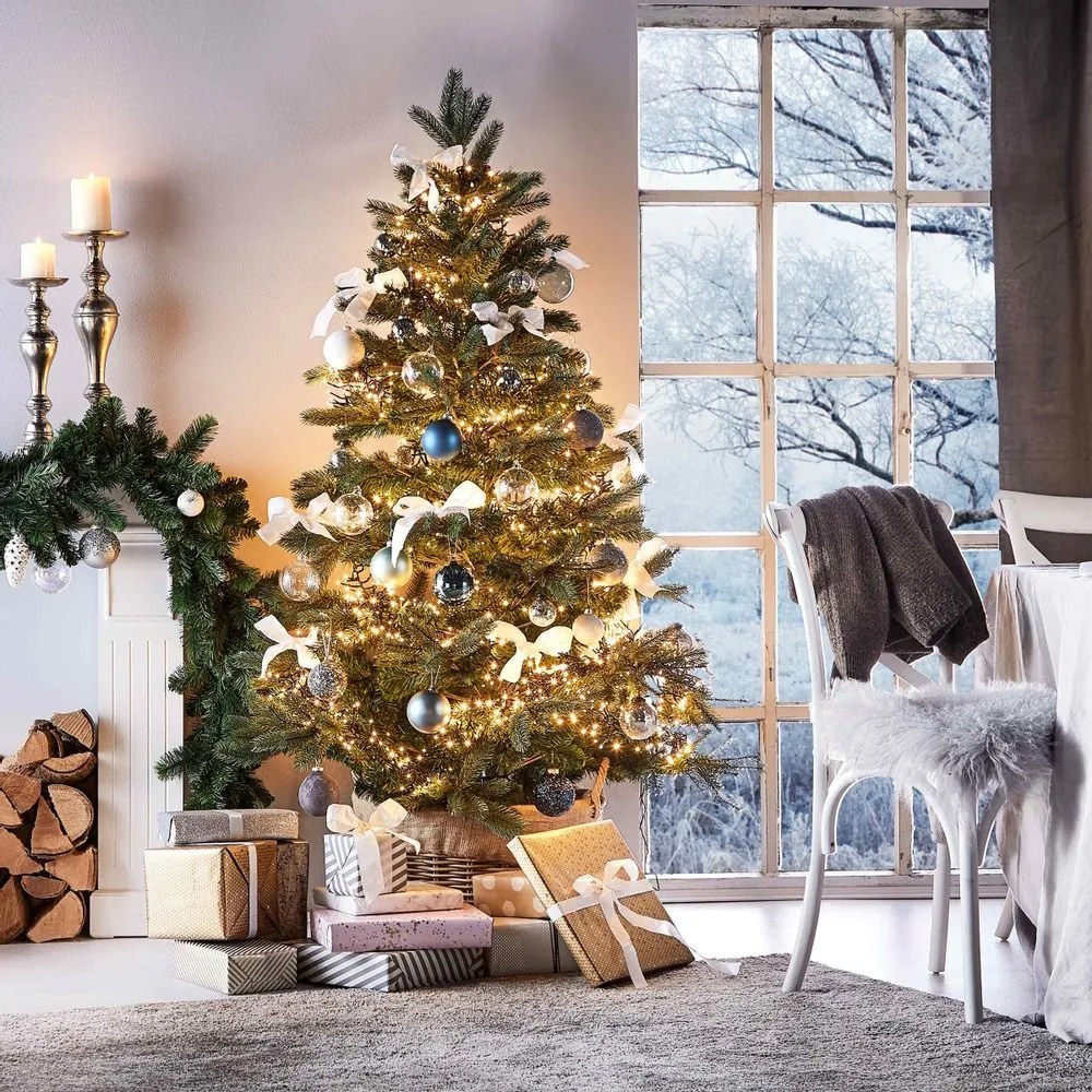 Butlers TREE OF THE MONTH Vánoční stromek 180 cm - zelená