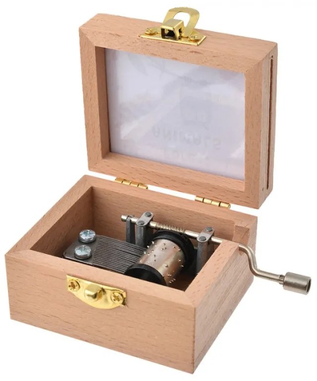 Hnědá dřevěná hrací skříňka s lístky a modrou sovičkou – 9x6x4 cm