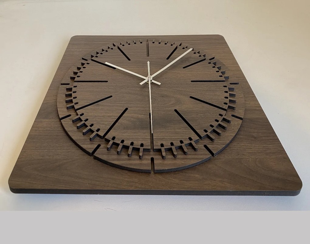 "Chrono" Dřevěné hodiny 40x40 cm provedení povrchu: bříza