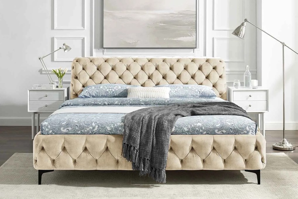 Designová postel Rococo 180 x 200 cm šampaňský samet - skladem