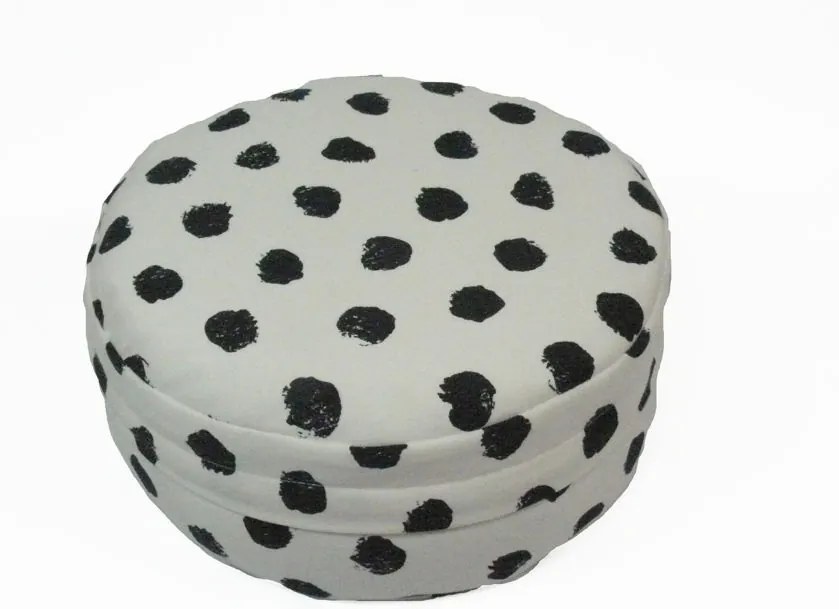 S radostí - vlastní výroba Puf Dalmatin pohankový polštář s puntíkama Velikost: ∅50 x v30 cm
