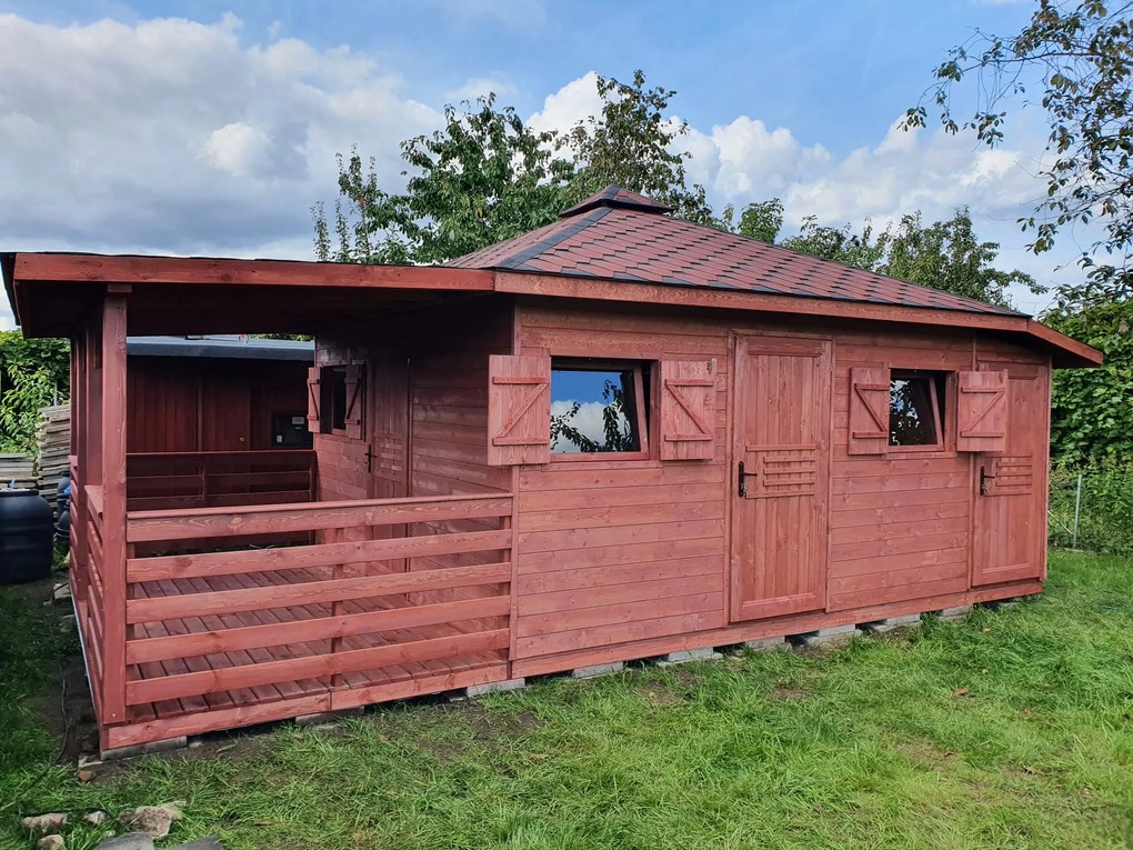 Dřevěný zahradní domek KLASIK D se skladem a dřevníkem