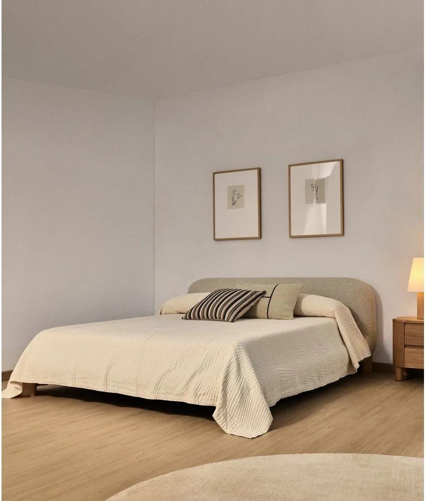 Krémový přehoz 240x260 cm Raylo – Kave Home
