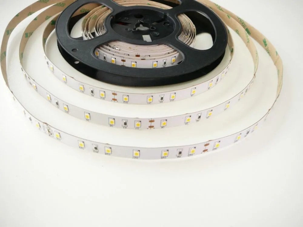 T-LED s.r.o. LED pásek 24V-300-12W vnitřní záruka 3 roky Teplá bílá