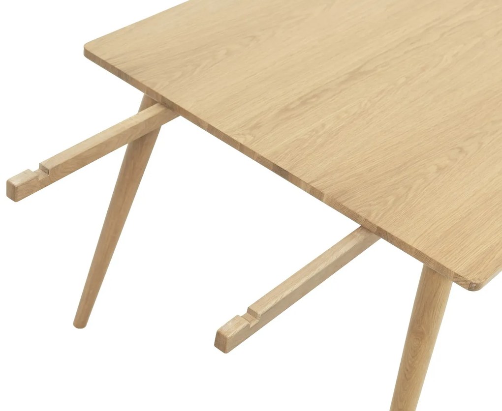 Designový jídelní stůl Tallys 190 cm přírodní dub