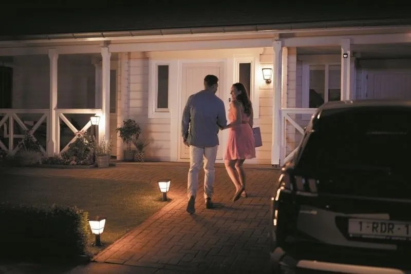 PH 17439/30/P7 Hue LED White and Color Ambiance Venkovní nástěnné svítidlo Philips Econic 17439/30/P7 černé 2200K-6500K RGB - PHILIPS HUE (915005732101)