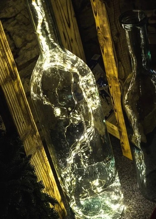 LED světelný řetěz, kapičky, 12 pramenů × 1,5 m venkovní, teple bílá, 180 diod, měděný kabel, IP44, vč. zdroje
