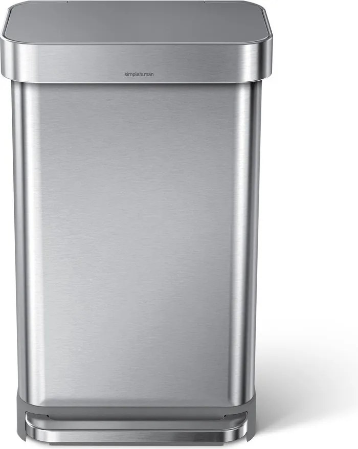 Nášlapný ocelový odpadkový koš ve stříbrné barvě 45 l – simplehuman