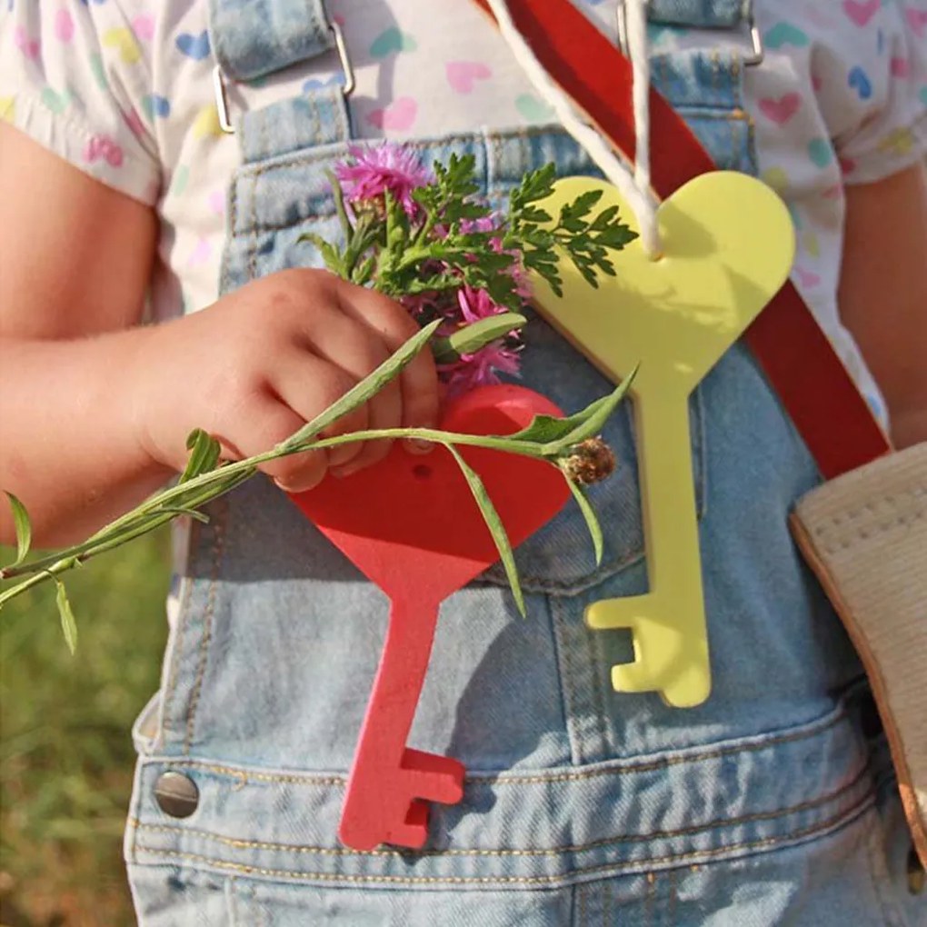 Vylen Klíč se srdíčkem na šňůrku Počet kusů: 10 kusů