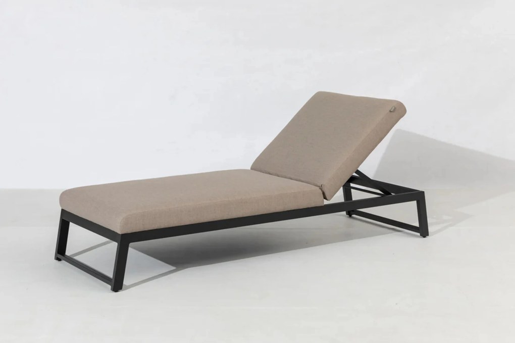 Doppler Melia LIKA-TEX® mocca - luxusní zahradní lehátko - Rozbalené zboží (N622)