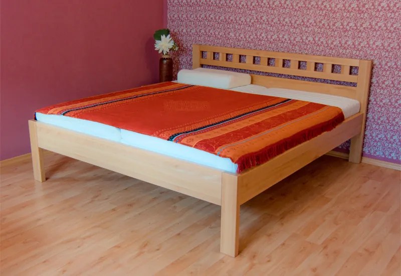 Postel Postelia RHODOS Buk 180x200 - dřevěná postel z masivu o šíři 4 cm