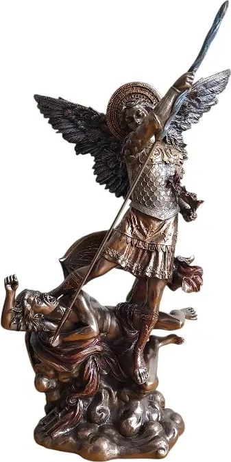 Archanděl Michael vs. Lucifer – soška svatého Michaela, symbol vítězství dobra, Veronese WU73529A4