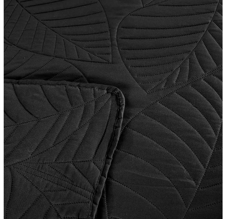 Černý přehoz na postel se vzorem LEAVES Rozměr: 170 x 210 cm