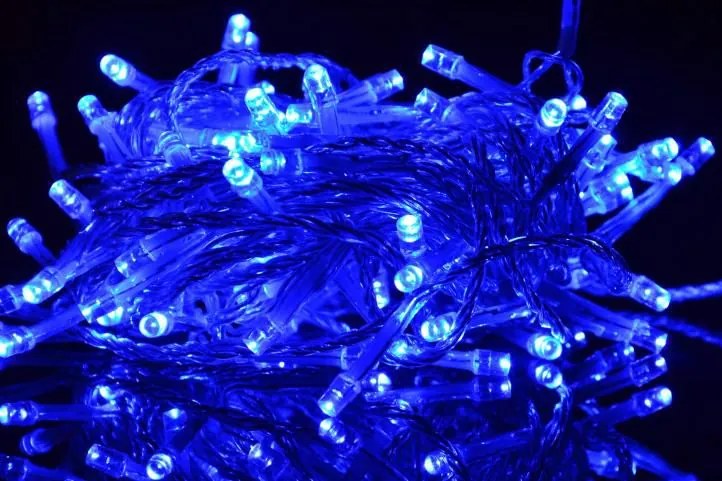 Nexos Vánoční LED řetěz - 18 m, 200 LED, modrý