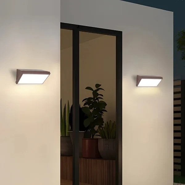 BRILAGI - LED RGBW Venkovní nástěnné svítidlo TRIANGLE 1xE27/12W/230V hnědá IP65