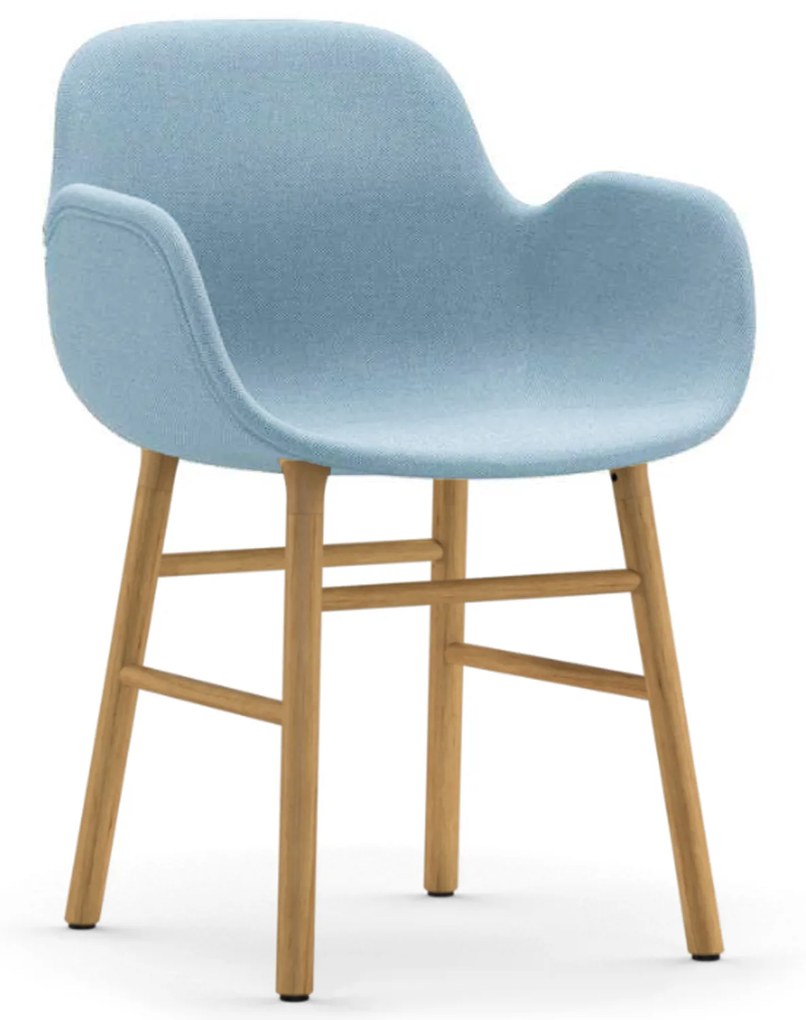 Výprodej Normann Copenhagen designové židle Form Armchair Wood (polstrování světle modrá, dub)