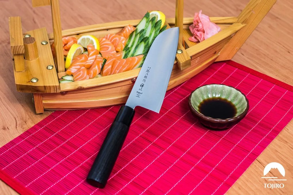 TOJIRO ZEN JAPONSKÝ KUCHAŘSKÝ NŮŽ SANTOKU 165 mm (FD-567-BH)