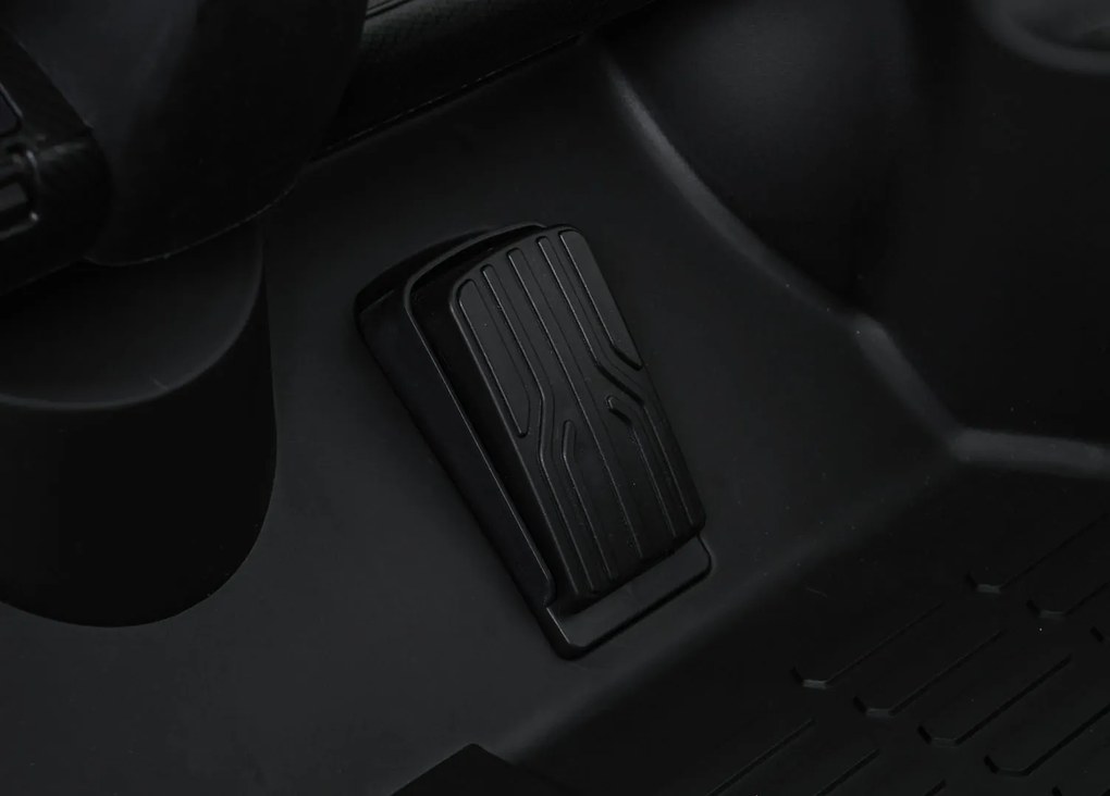 Ramiz Vozidlo Lamborghini Veneno černé