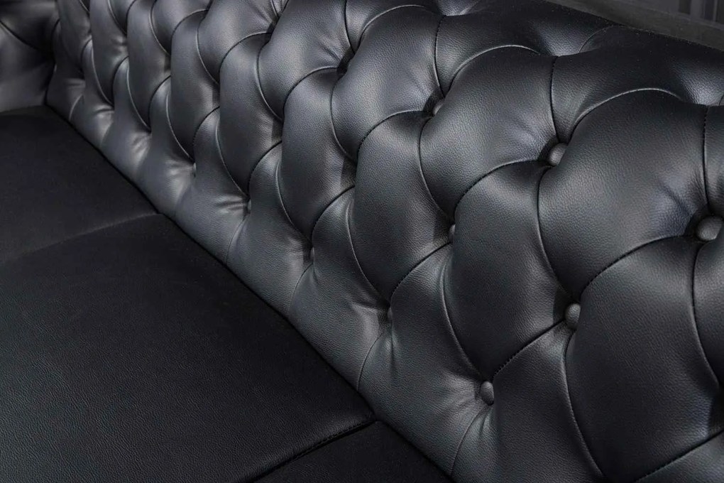 Designová 3-místná sedačka Chesterfield 205 cm černá - skladem