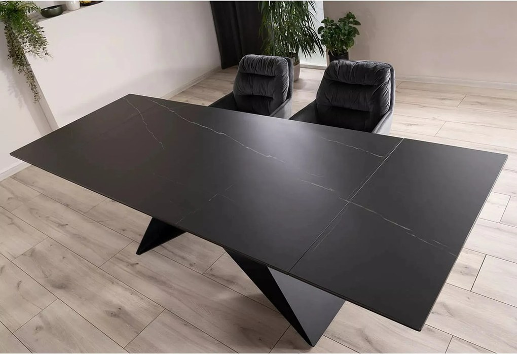 Jídelní rozkládací stůl Westin 160/240 cm - výběr z 6 provedení