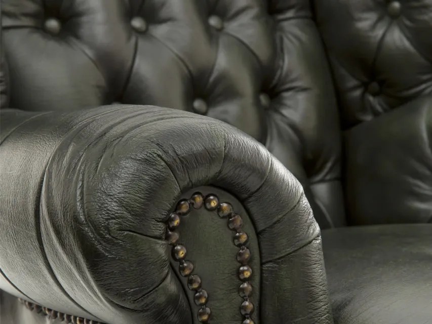 Masivní křeslo z pravé kůže Chesterfield III