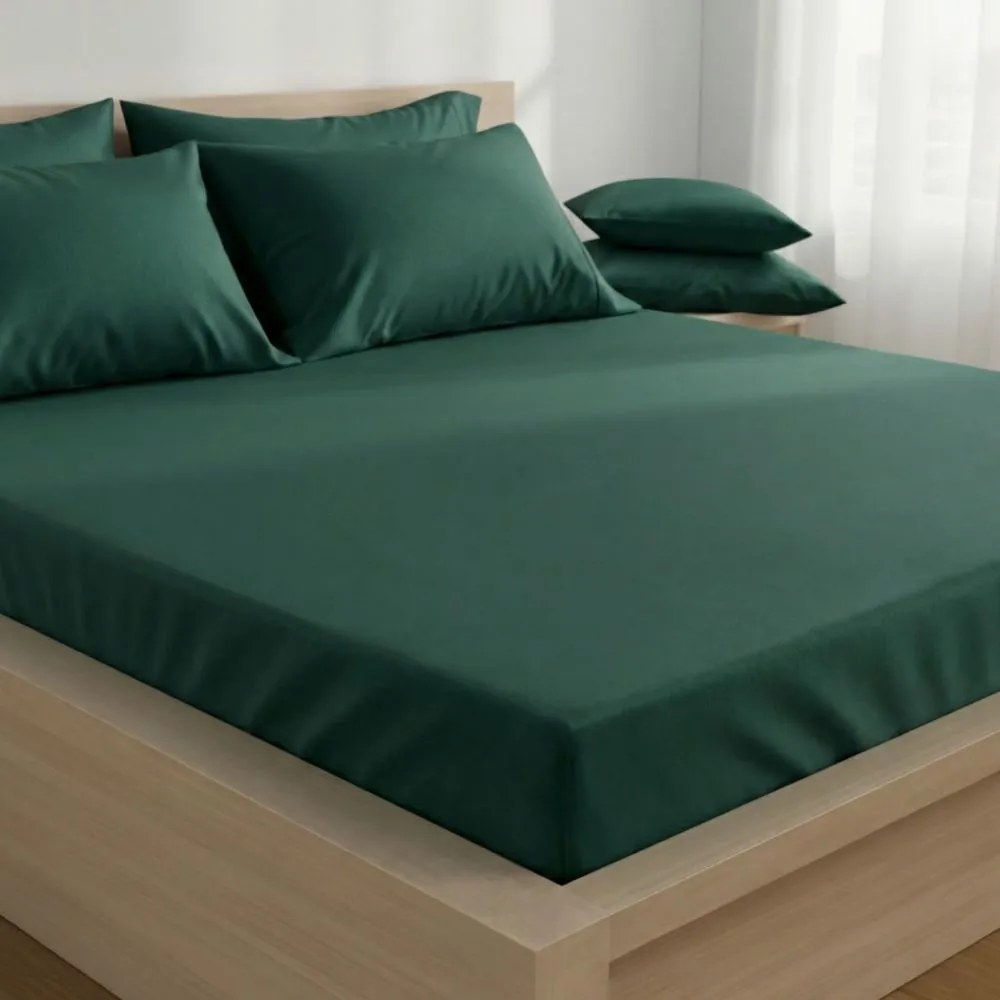 Kvalitex Saténové prostěradlo s gumou tmavě zelené 100x200cm