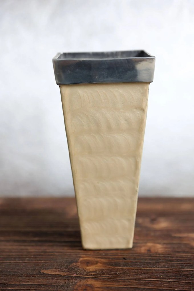 Krémově stříbrná váza Cappucino 22cm