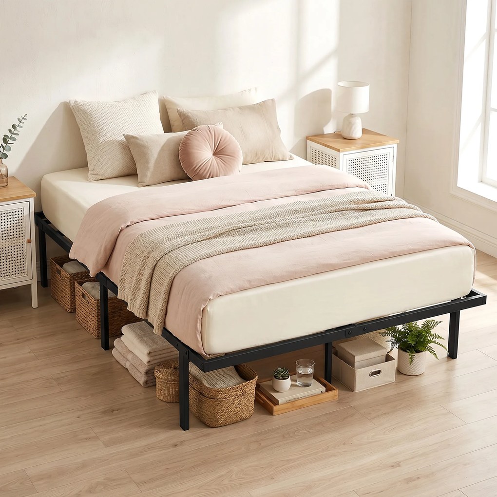 HOMCOM kovový rám postele s úložným prostorem pod postelí, výška 35,5 cm, laťkový rošt, tichý design — bez boxspringu, snadná montáž — 140 × 200 cm, …