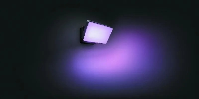 PH 17435/30/P7 Hue LED White and Color Ambiance Venkovní nástěnné svítidlo Philips Discover 17435/30/P7 černé 2200K-6500K RGB - PHILIPS HUE (915005731401)