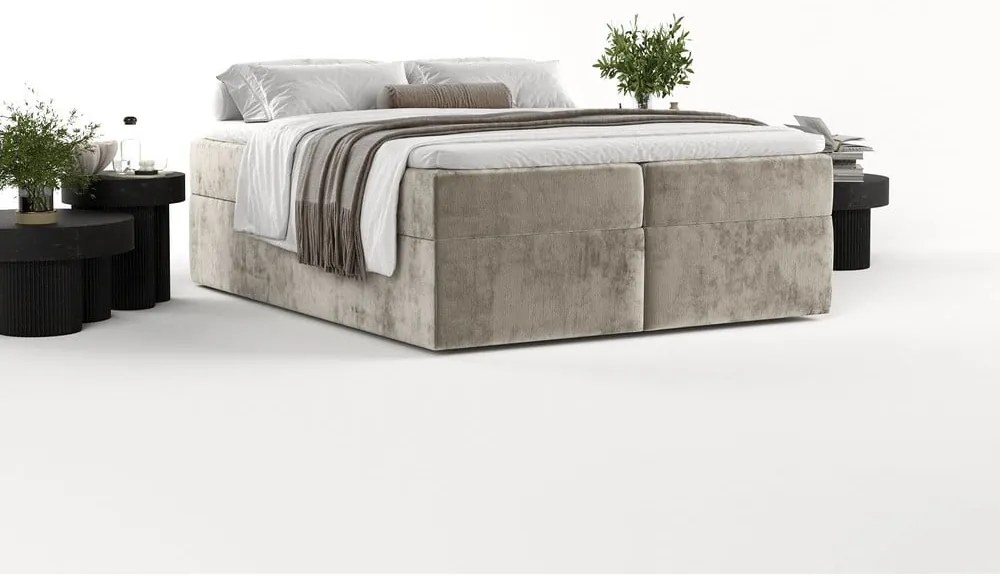 Světle hnědá boxspring postel s úložným prostorem 200x200 cm Yoko – Maison de Rêve