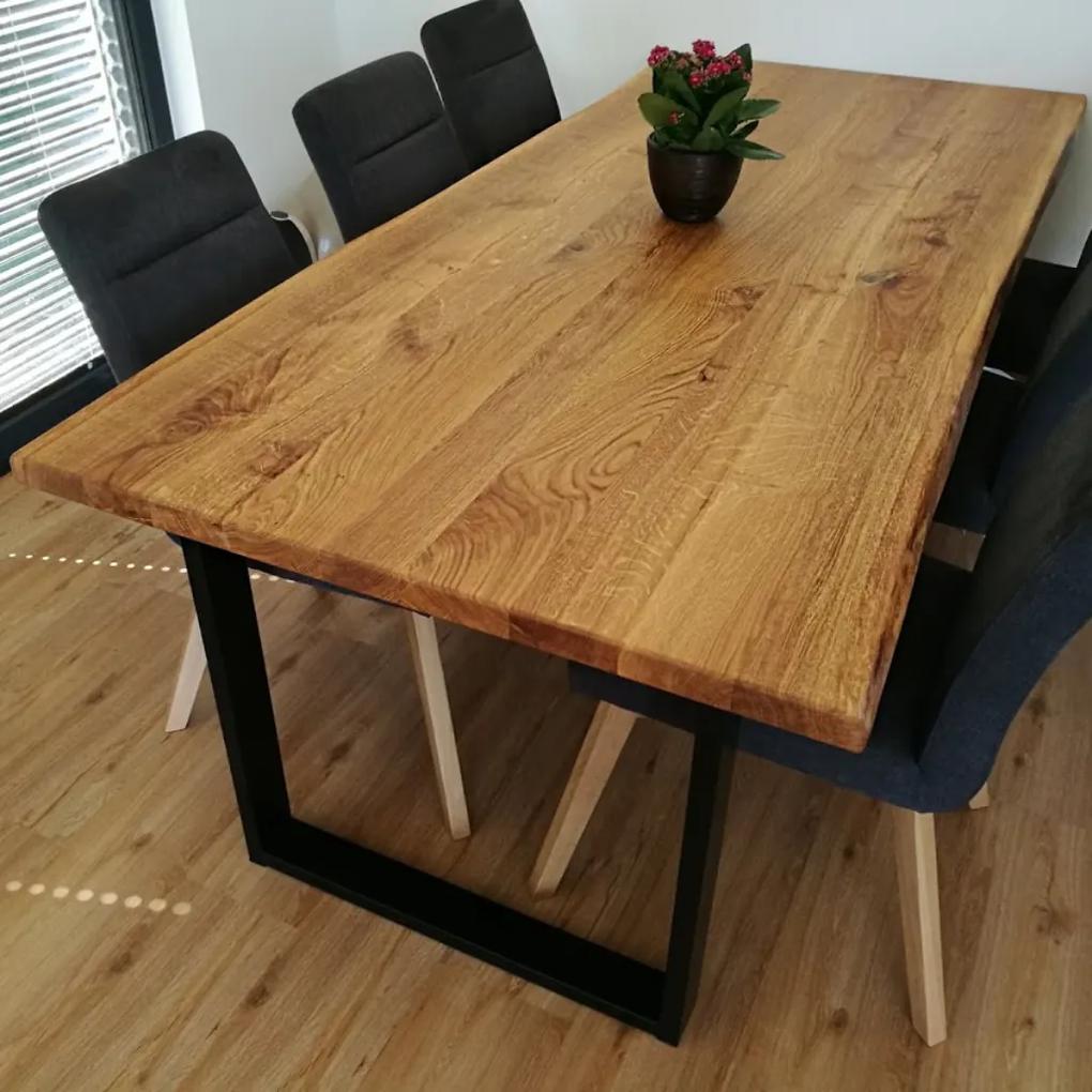 KULHÁNEK Masivní jídelní stůl s přírodní hranou a kovovou podnoží Velikost desky: 250x90 cm, Odstín podnože: černá - RAL 9005