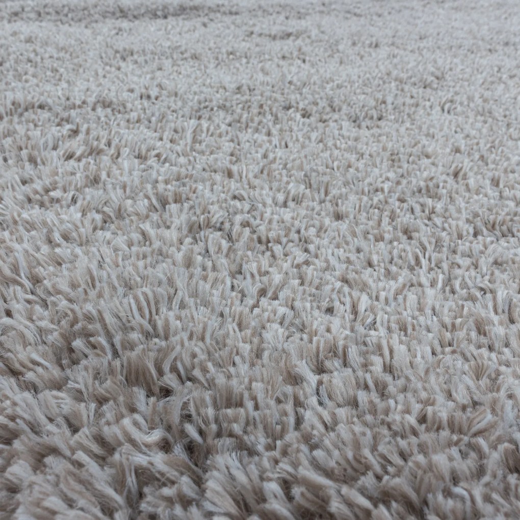 Ayyildiz, Kusový koberec Fluffy Shaggy 3500 beige, 80x150, béžová, ložnice