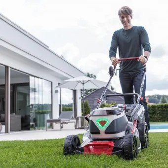 AL-KO 46.2 Li SP Comfort 36V SET - akumulátorová sekačka s pojezdem (s 4,0 Ah akumulátorem a nabíječkou)