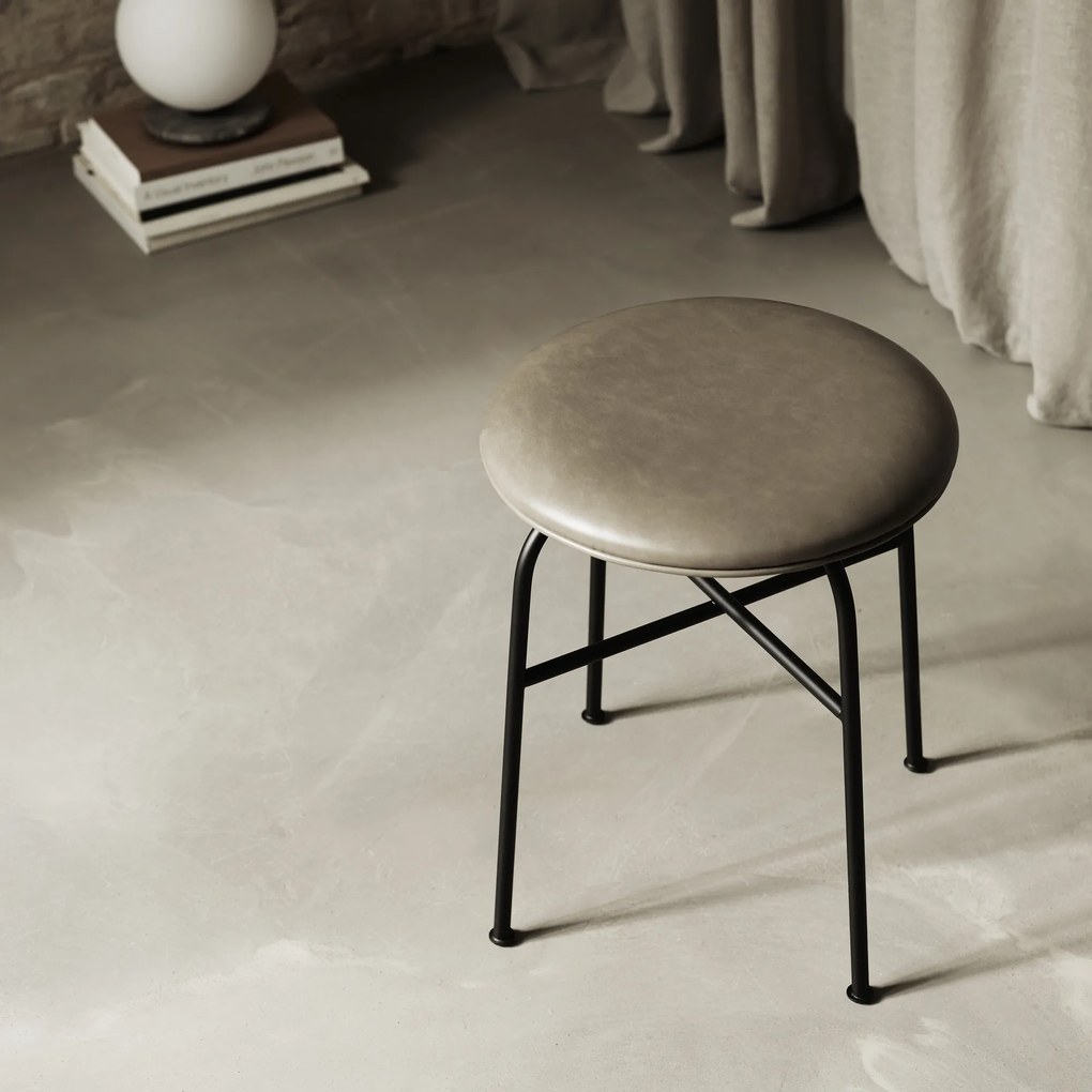 AUDO (MENU) Stolička Afteroom Stool, Black