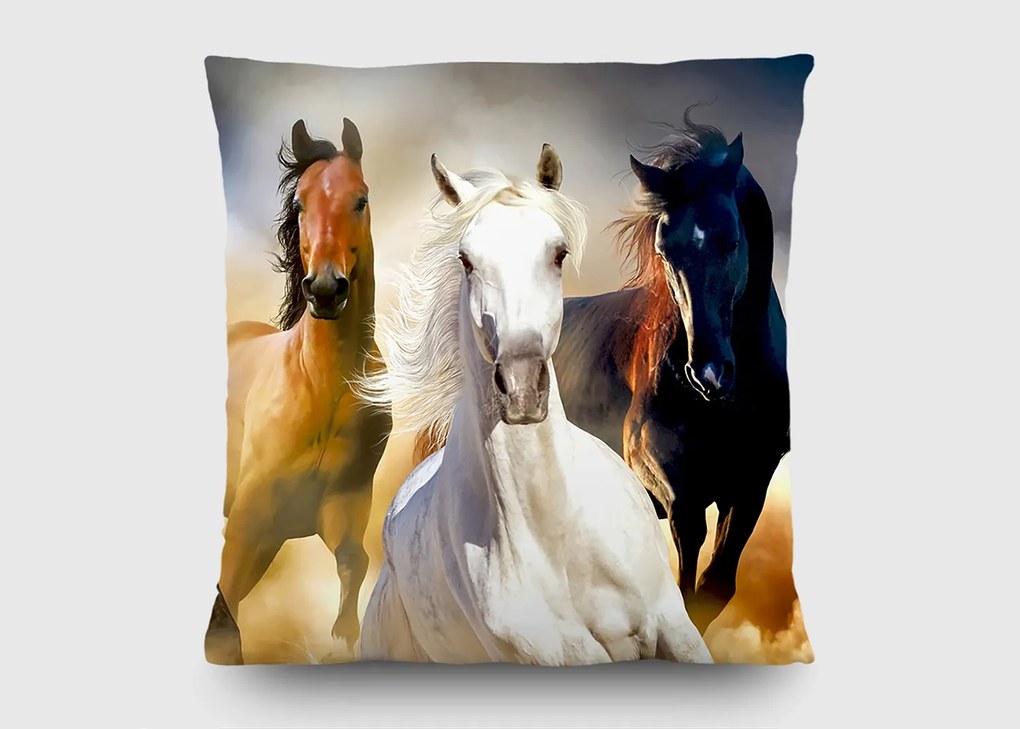 Dekorativní polštářek Běžící Koně | 45 x 45 cm | DCN3602