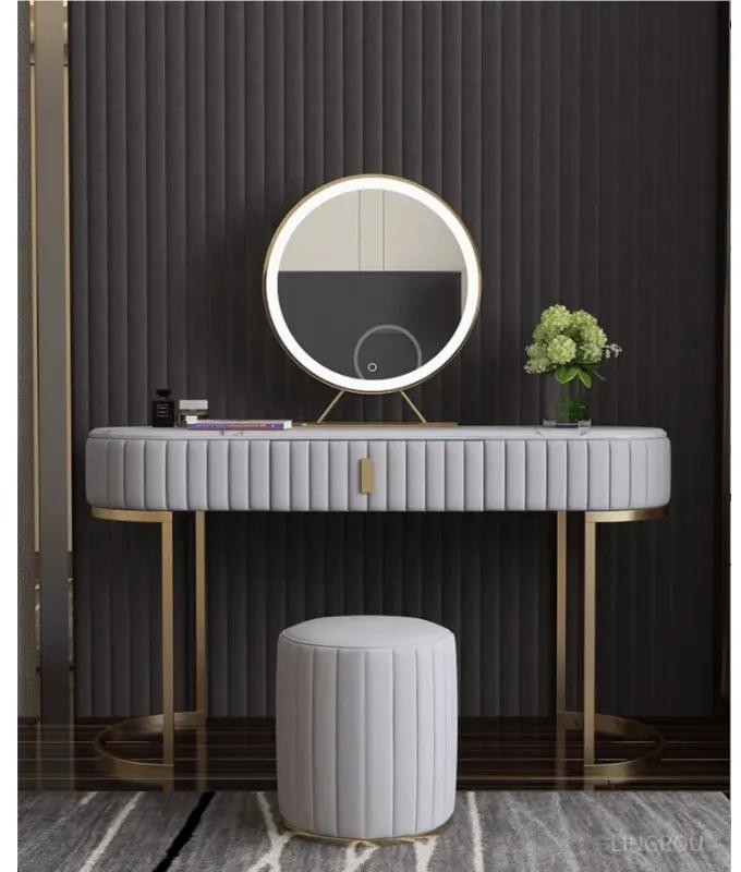 Luxusní toaletní stolek včetně pufy PEGAS