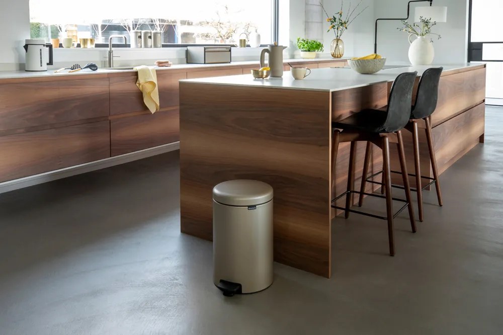 Brabantia Pedálový koš NewIcon 20L champagne