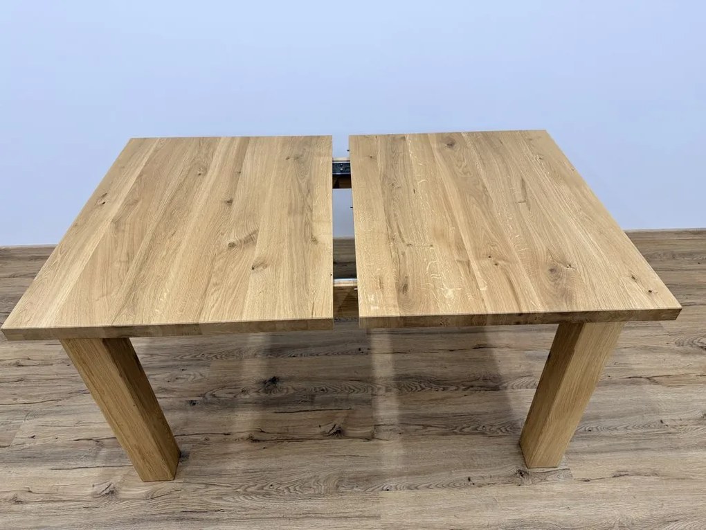 Massivo.cz Jídelní stůl Lanciano 140x90 cm, rozkládací, dub, masiv