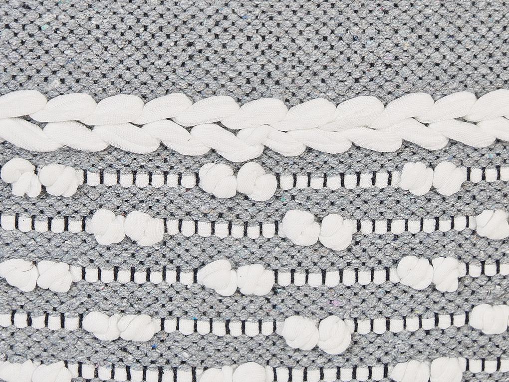 Bavlněný polštář se střapci 45 x 45 cm bílý/šedý BRAHEA Beliani