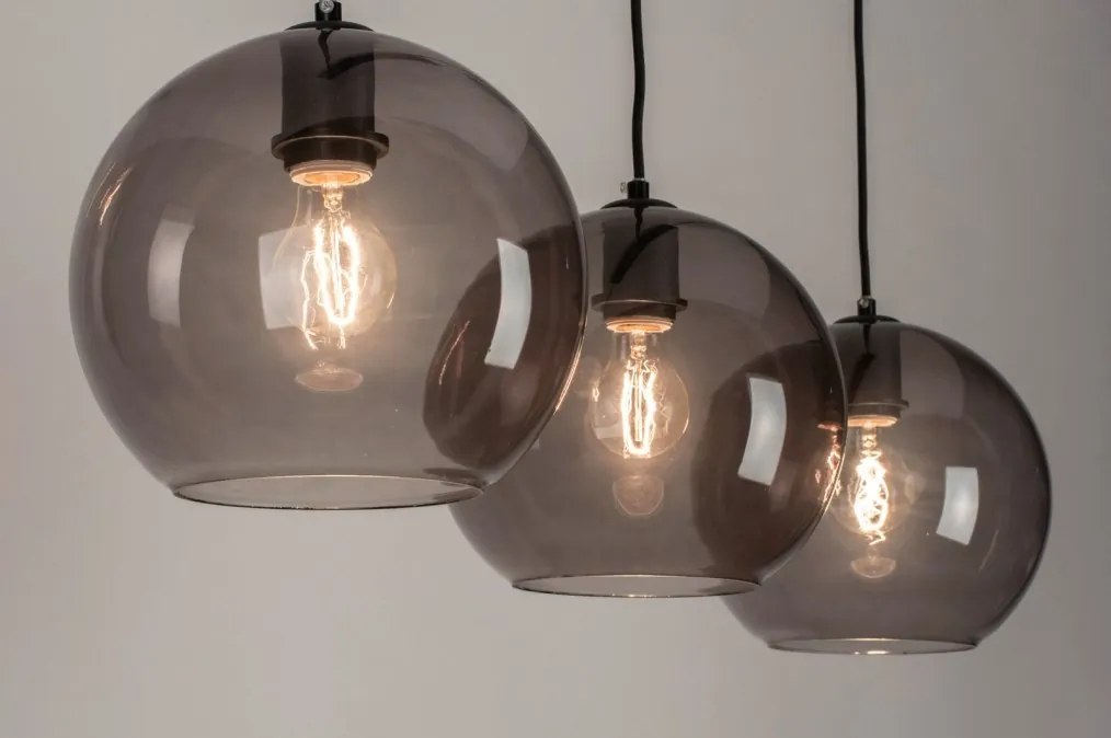 Závěsné designové skleněné svítidlo nad jídelní stůl Prisma Trio
